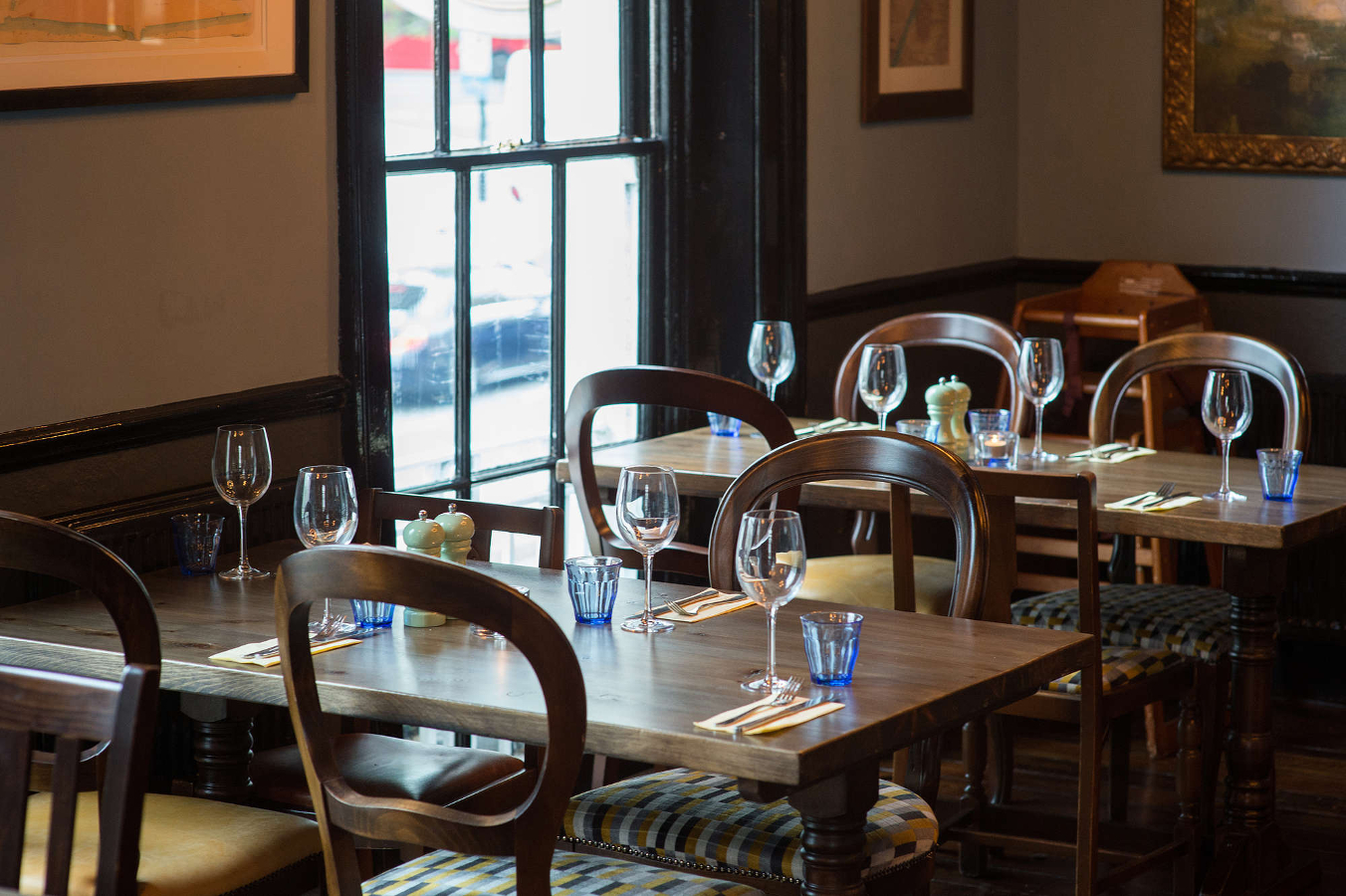 Morpeth Arms | Traditional Young's Pub in Westminster - London